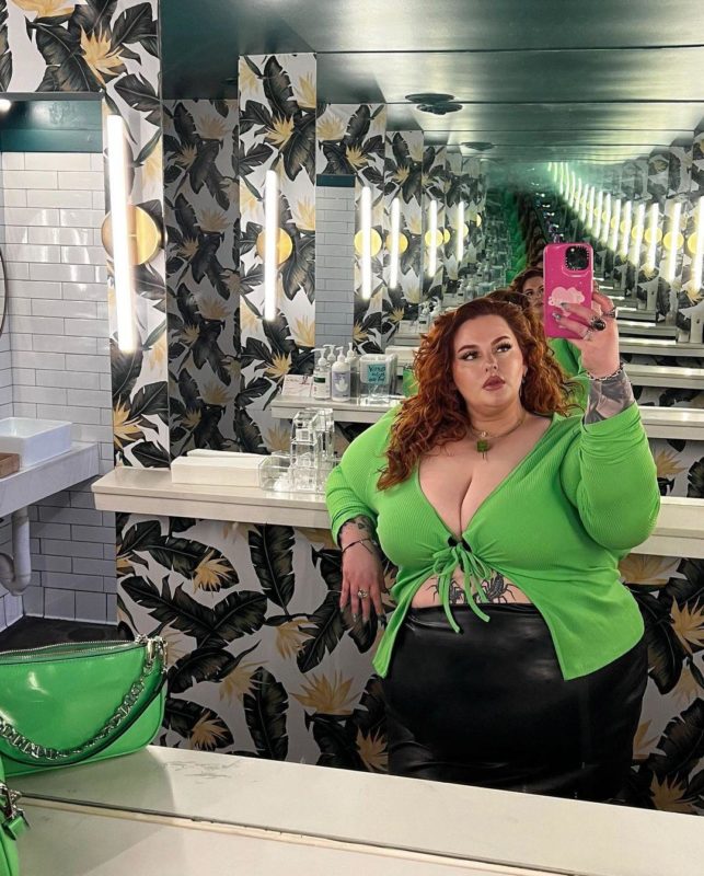 155 pound Tess was secretly photographed by photographers! her forms in ...
